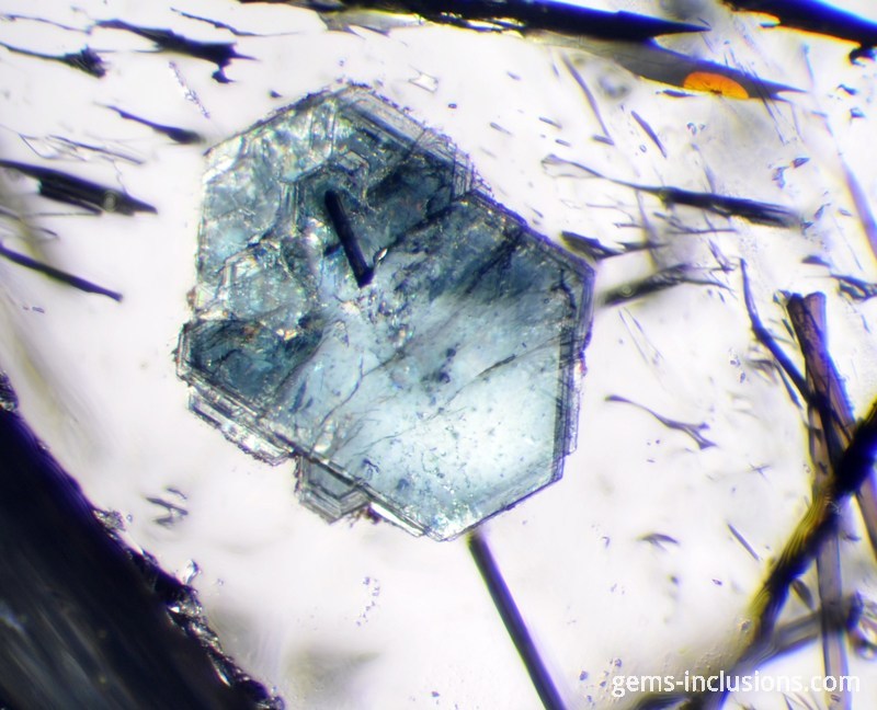 Mica inclusions | gems-inclusions
